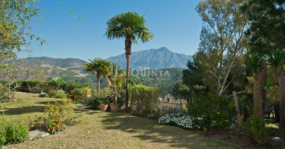 La Quinta Hills | La Quinta Real Estate Group